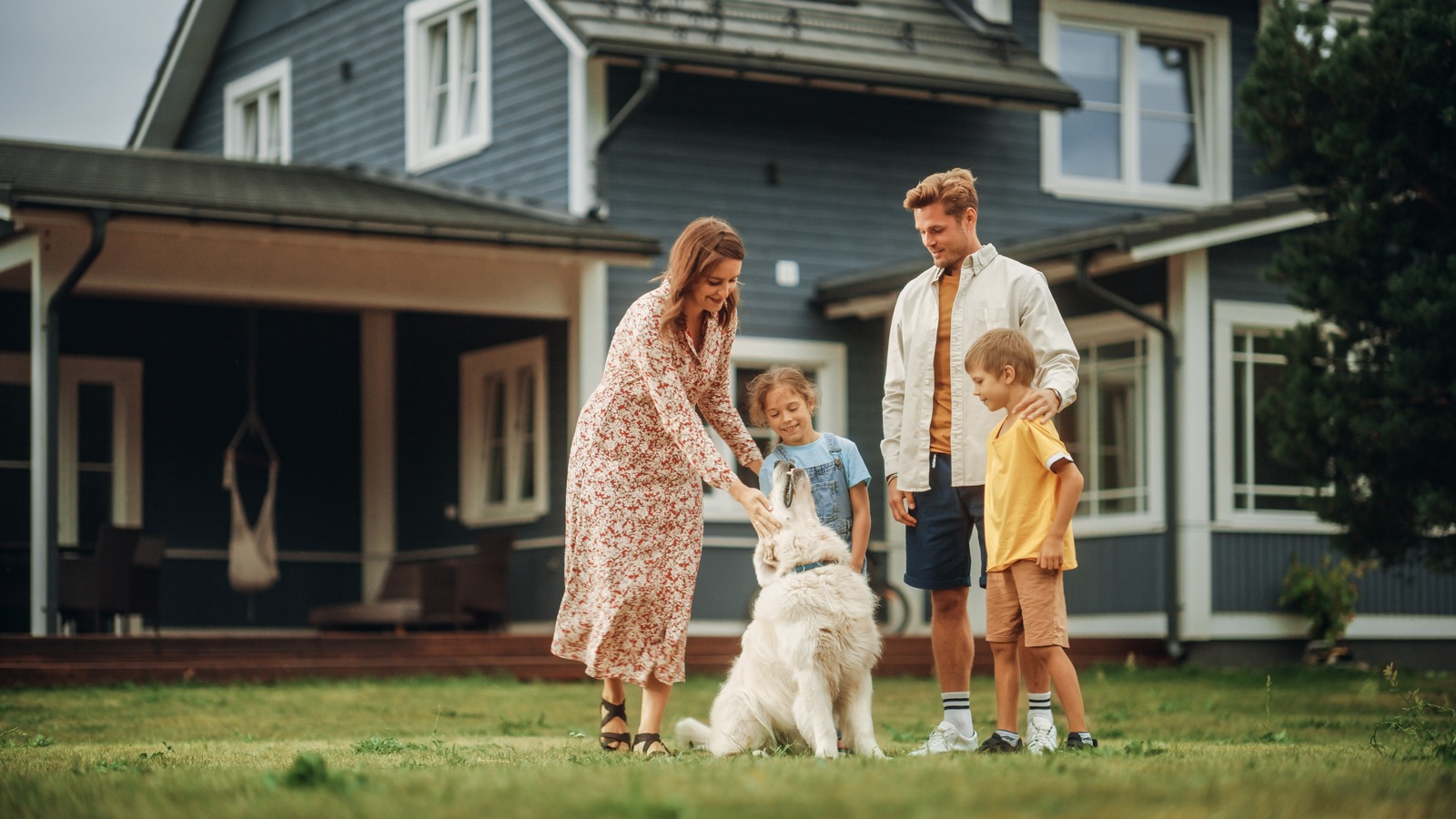Are Golden Retrievers A Good Option To Bring Into A Home With Kids ...